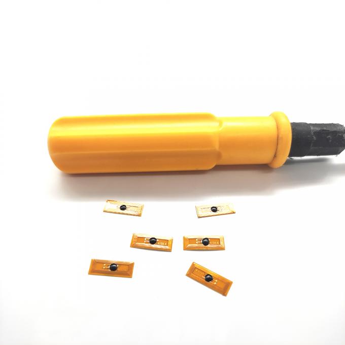 213 RFID NFC Tags 5.8*15mm Micro RFID Tag For Embedded Management